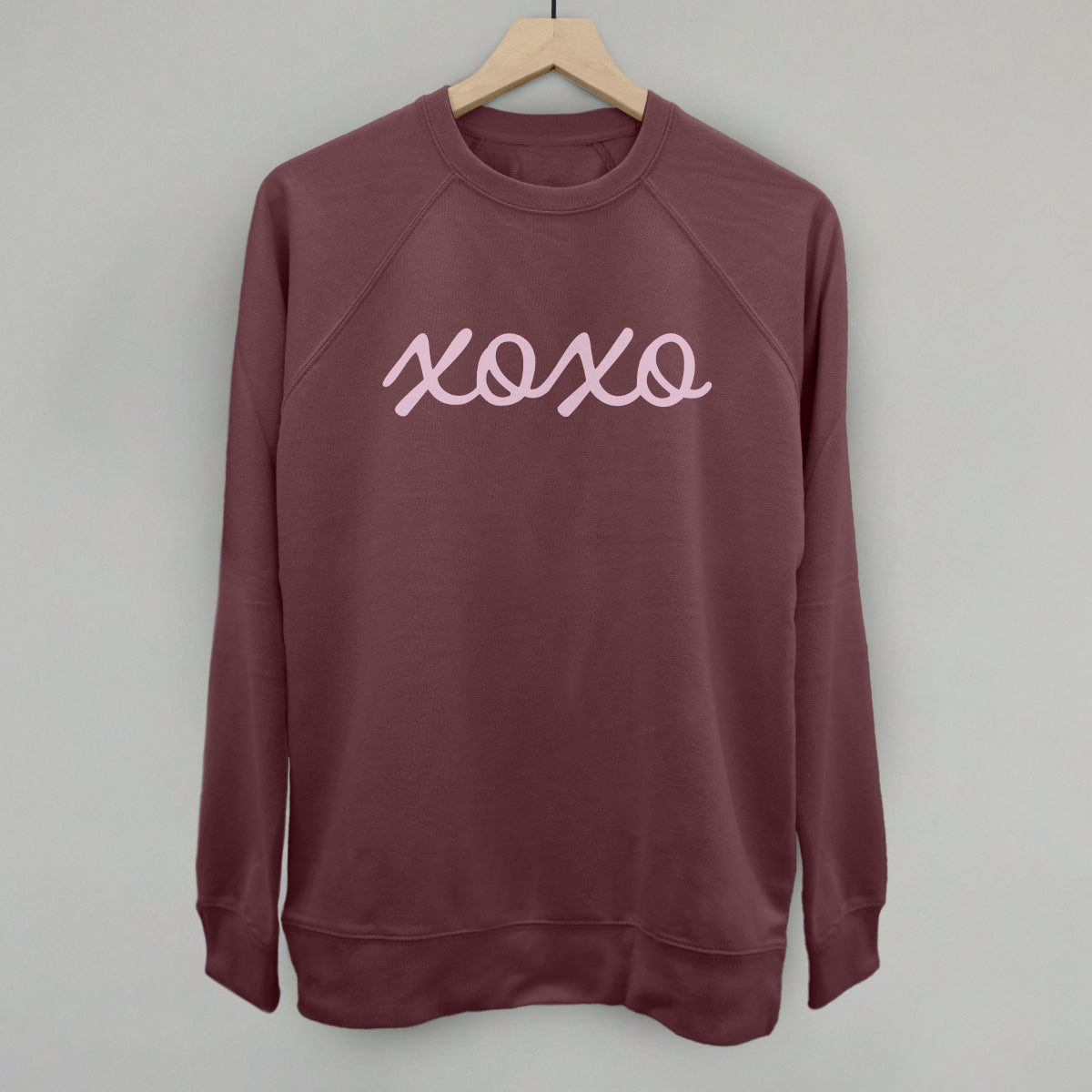 XOXO Cursive Script – Ivy + Cloth